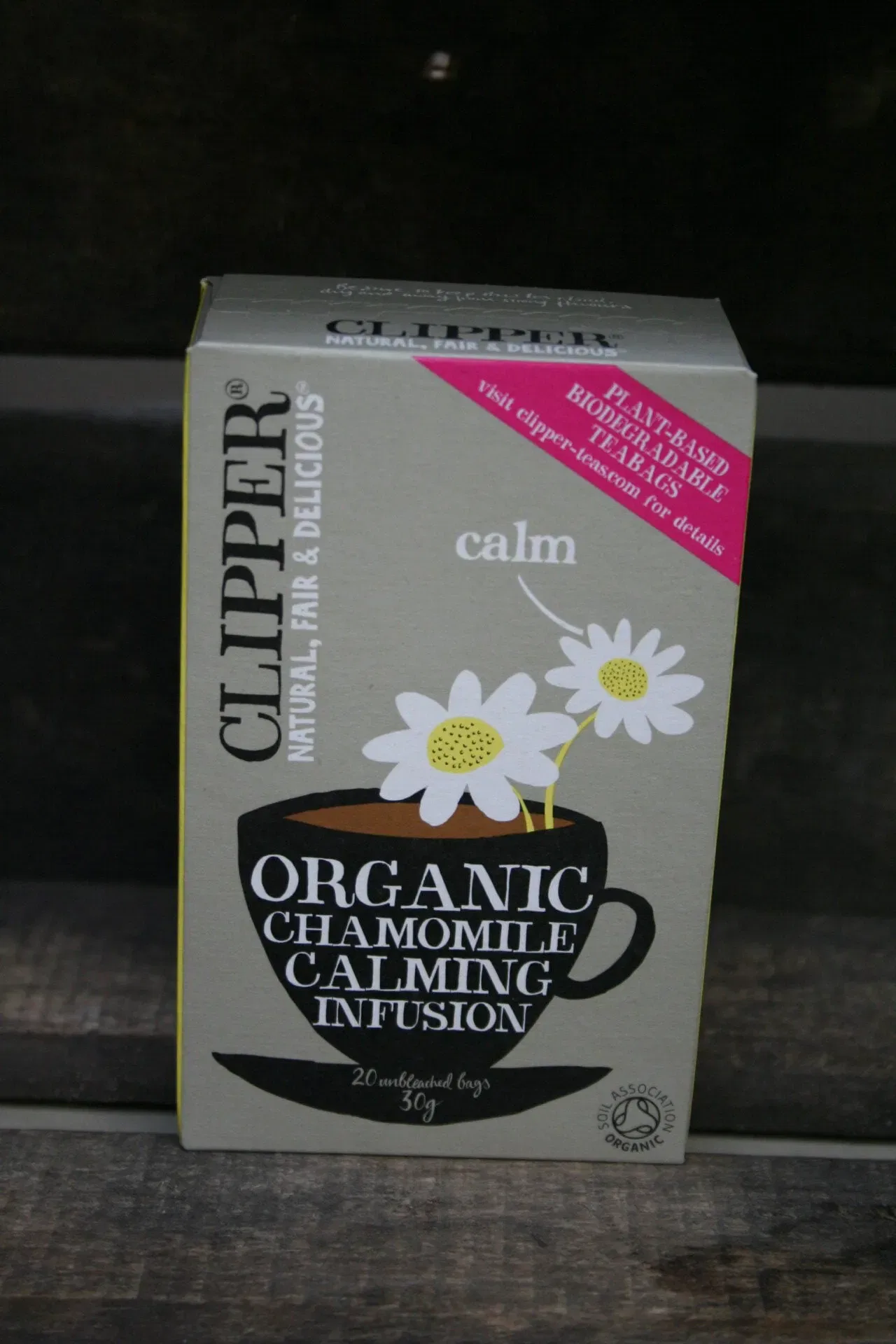 CLIPPER Organic Chamomile Calming Infusion (20 bags) - Organically ...